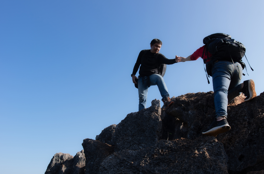 What to Know Before Going on a Multi-Day Hike? Tips & Tricks | RoadTripAway